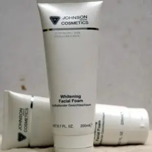 Johnson White Cosmetics Complete Facial Kit (Pack of 13) + FREE Serum ...